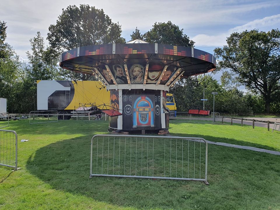 Zweefmolens Huren I Verschillende modellen I Kermisattractie Huren